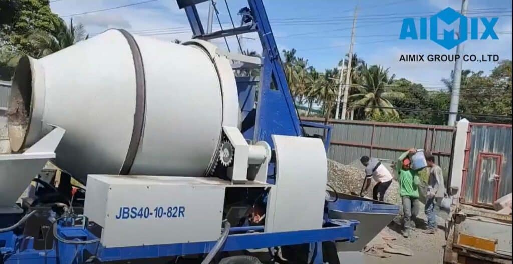 How Does The Concrete Mixer with Pump Work?